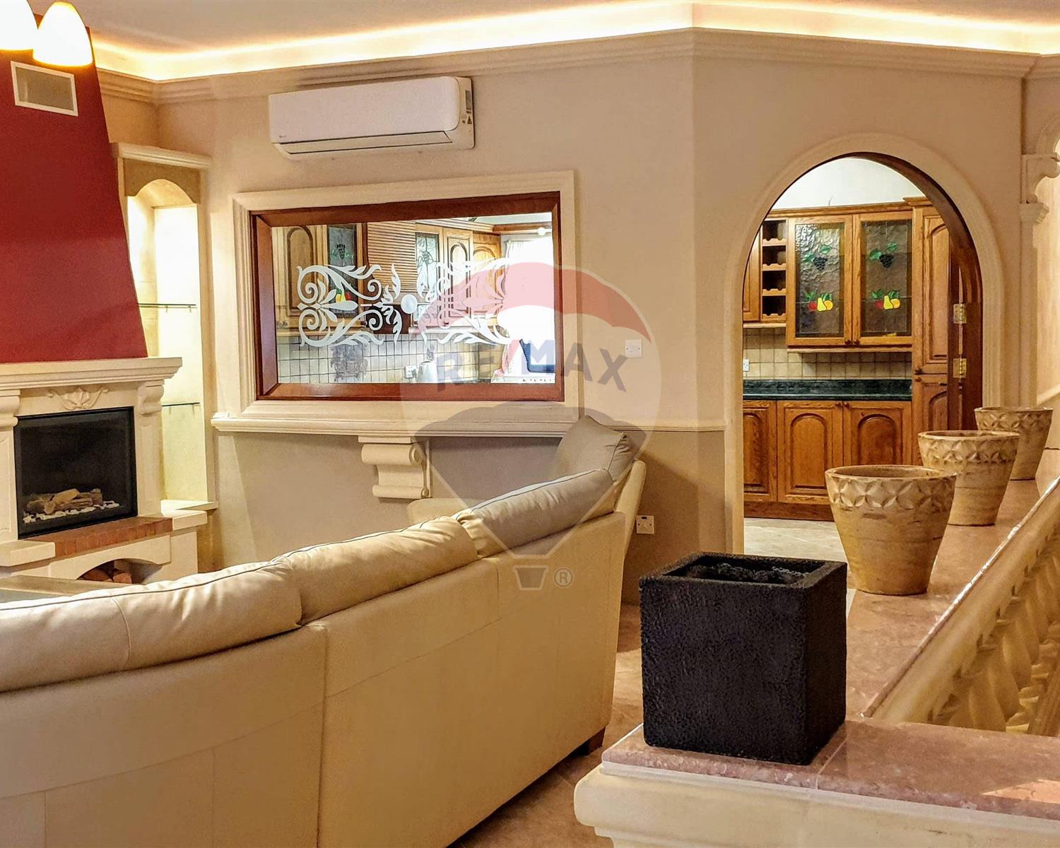 Maisonette - For Rent - Attard - Malta | 240361007-4800